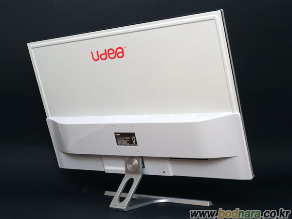 화이트 컬러로 만나는 유디아 모니터, 제이씨현 UDEA LOOK 320 ADS 유케어 : 다나와 DPG는 내맘을 디피지