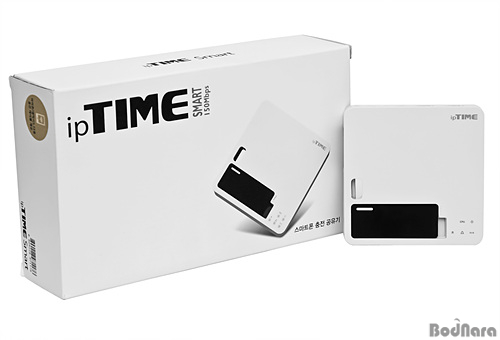 [리뷰]스마트폰의 거치/충전이 가능한 휴대용 유무선공유기, ipTIME Smart:: 보드나라