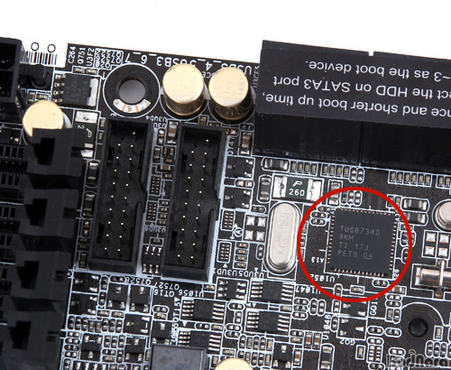 [프리뷰]X79 메인보드 시장의 정상을 목표로 삼은 ASRock X79 Extreme9:: 보드나라