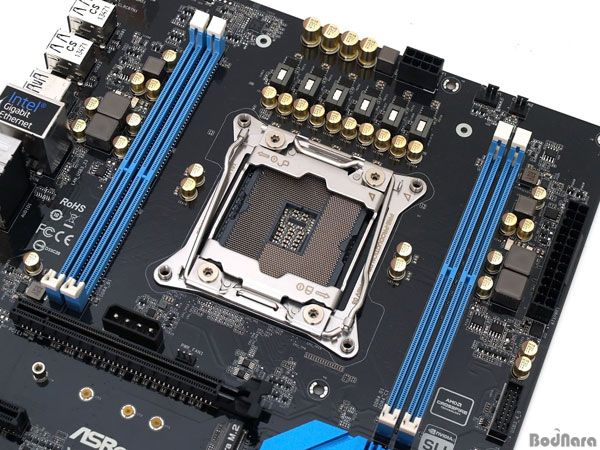 [프리뷰]DDR4 기반 하스웰-E를 위한 합리적인 선택, ASRock X99 Extreme3 디앤디컴:: 보드나라