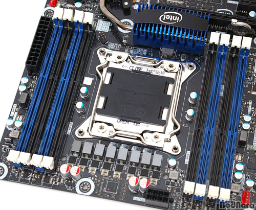 [프리뷰]인텔이 제시한 X79 칩셋 메인보드의 지침서, INTEL DX79SI:: 보드나라