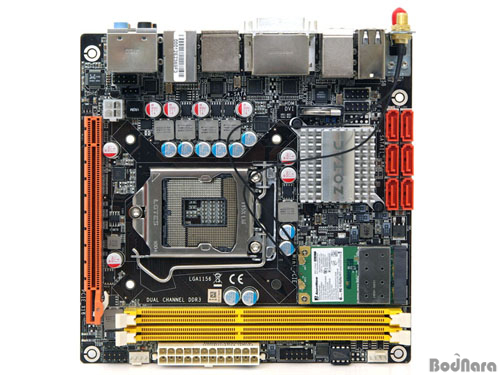 [프리뷰]Mini-ITX로 H55 풀스펙을! ZOTAC H55-ITX WiFi:: 보드나라