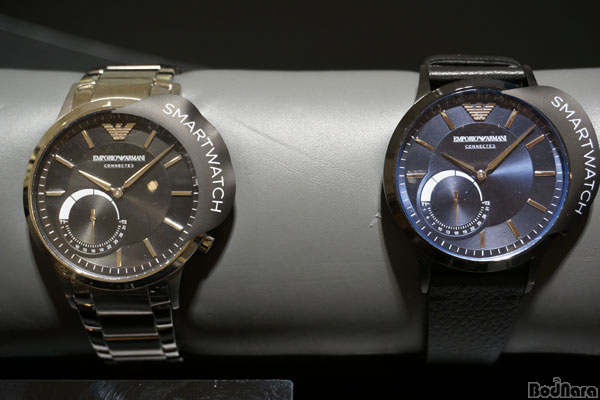 엠포리오 아르마니와 마이클 코어스, 하이브리드 스마트워치 국내 출시:: 보드나라