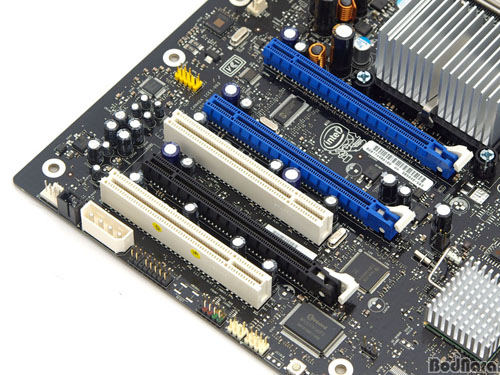 익스트림 시리즈라 고스트리콘2 게임도 주네? 인텔 DX38BT (Intel X38):: 보드나라