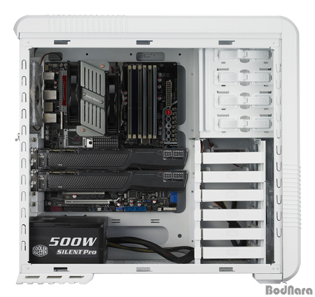 쿨러마스터 CM690 II 화이트 에디션 2종 출시:: 보드나라