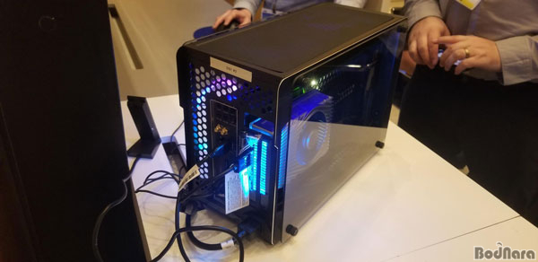 인텔 Xe 아키텍처 외장 VGA DG1 실물 공개:: 보드나라