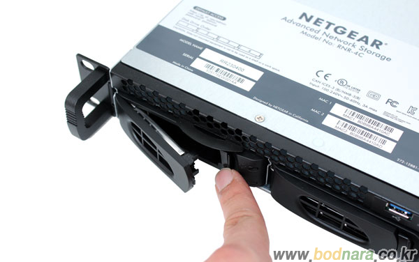 중소 기업에 최적화한 랙마운트 NAS, 넷기어 ReadyNAS RR2304 : 다나와 DPG는 내맘을 디피지