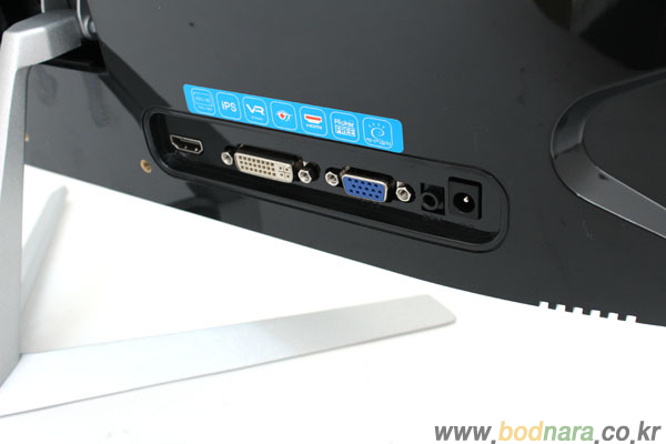 제로 베젤의 슬림한 24인치 모니터, 제이씨현 UDEA EDGE 24FH2 유케어 울트라 : 다나와 DPG는 내맘을 디피지