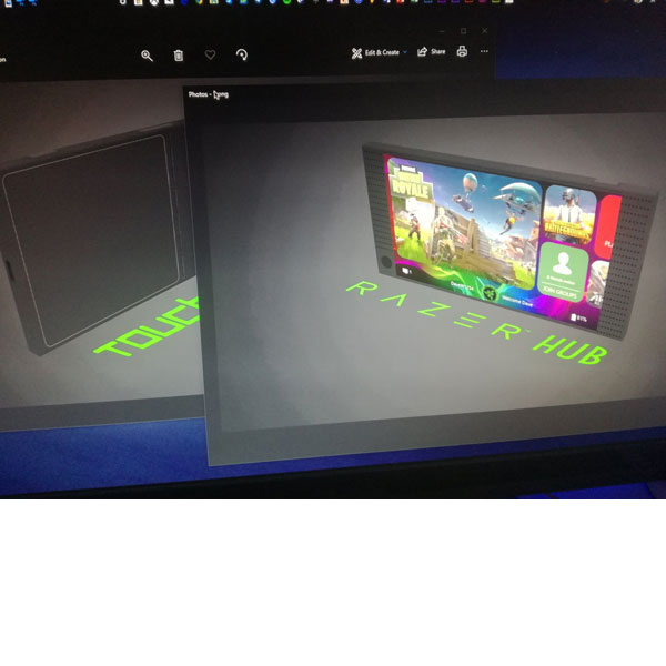2세대 레이저 게이밍폰 Razer Hub 이미지 유출? 후면 터치패드 탑재:: 보드나라