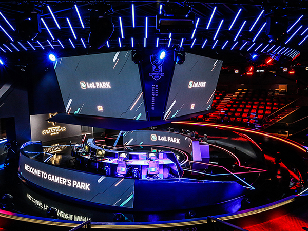 ASUS, 라이엇 게임즈 코리아 파트너쉽 체결 LoL PARK PC 하드웨어 공급:: 보드나라