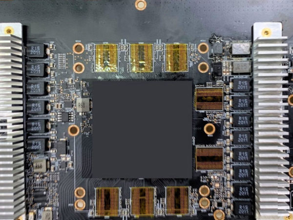 이것이 RX 6800 XT? 의문의 VGA PCB 사진 유출:: 보드나라