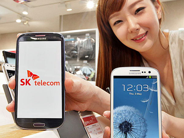 SK텔레콤, 12일부터 삼성 갤럭시S3 스마트폰 3G와 LTE 모델 동시 예약가입:: 보드나라