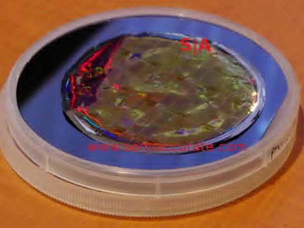 IBM, 14nm FinFET 및 유연성 있는 28nm FD-SOI 기반 웨이퍼 공개:: 보드나라
